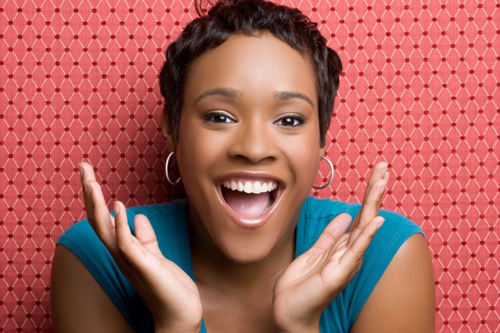 How Does Aging Affect Tooth Color & Can Whitening Help? - Phoenix, AZ